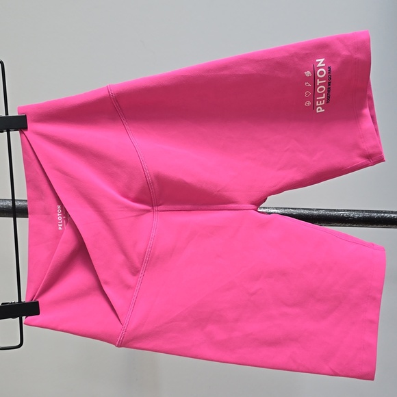 Peloton | Shorts | Nwt Peloton Cadent Cross Front Bike Shorts In Pink ...